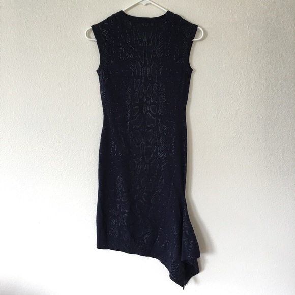 Karen Millen | Dresses | Hp Karen Millen Dress Navy Snake Print Knit ...